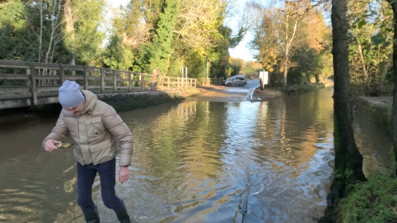 Live From Rufford Mill Ford - Friday 25th Nov 2022 - YouTube