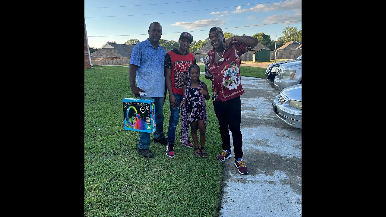 Mississippi Rapper, Mac Tree, gifts iPhone, Gifts cards, etc. to Honor ...