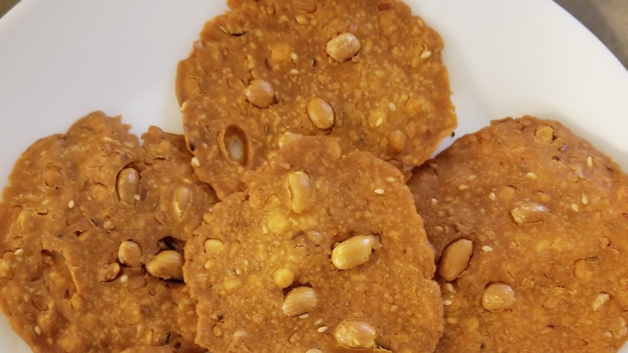 నిప్పట్లు/ఛక్కలు - Nipatlu/ Chakalu Recipe - YouTube