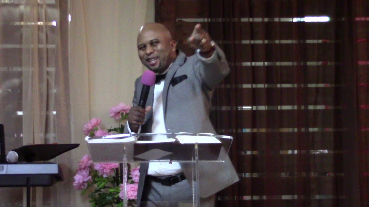 Jésus-Christ est Seigneur-Pasteur Jean-Marie Mubengayi-Mbuyi - YouTube