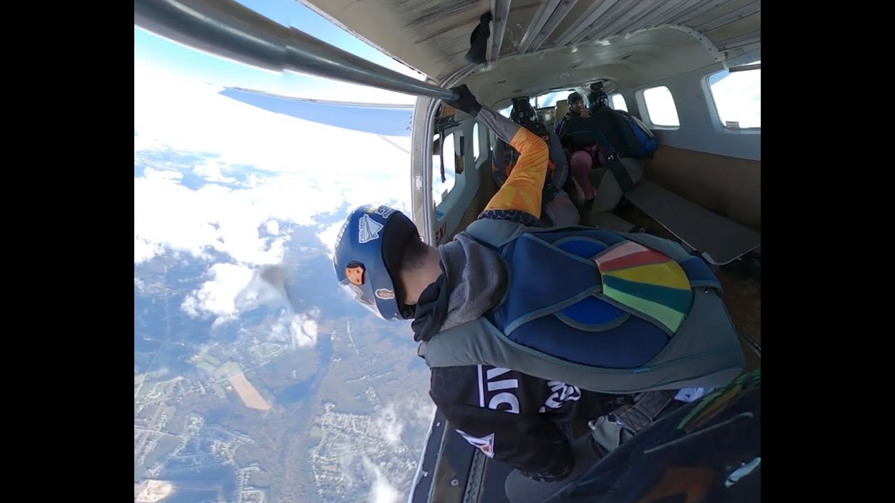 Freefly Skydive - GoPro MAX - YouTube