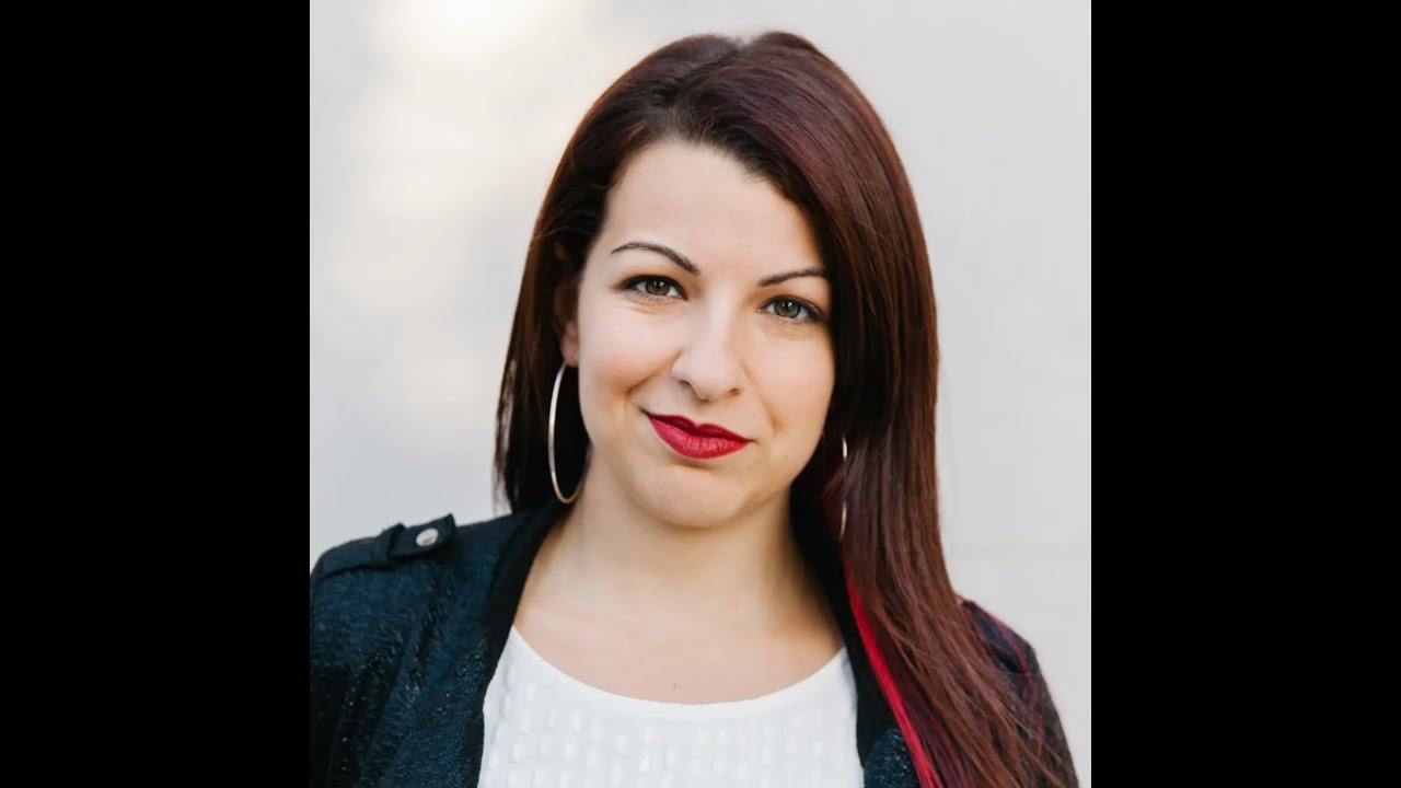 Sarkeesian reflects on her career - YouTube