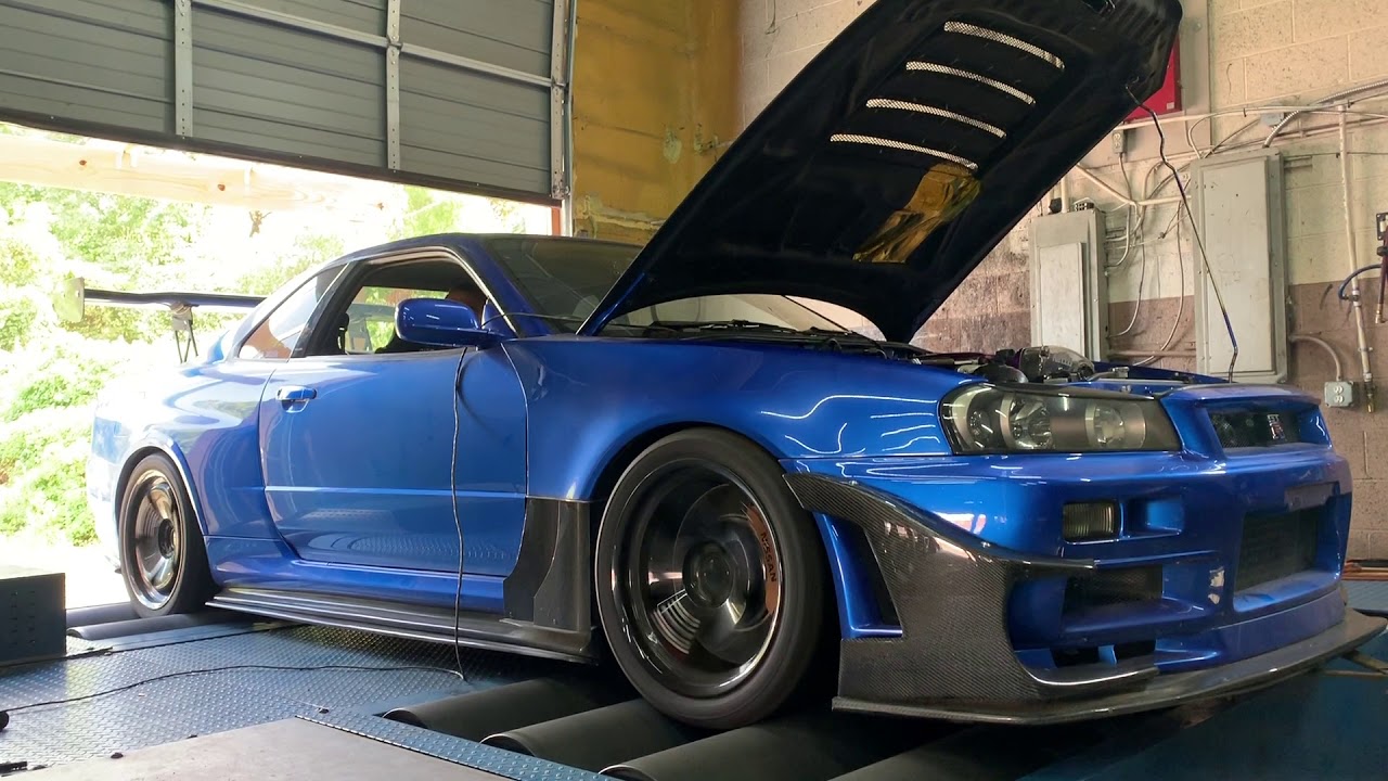 @mr_bluzilla R34 Skyline GTR - YouTube