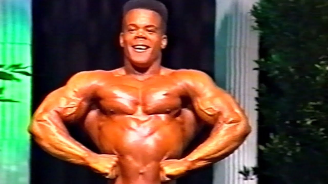 Colin Wright (ENG), NABBA Worlds 1992 - Men Short Runner-up - YouTube