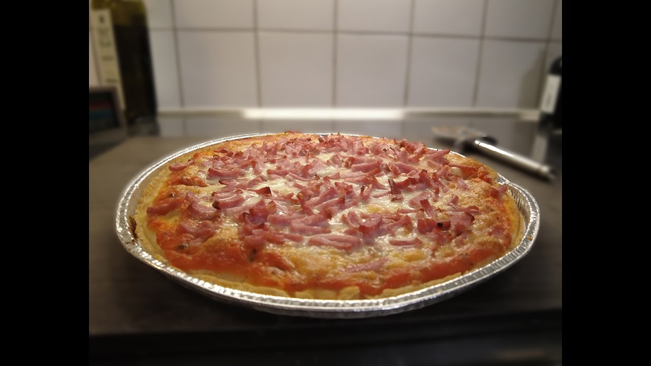 Bakar Pizza med Brisk Bakeri glutenfria och laktosfria pizza botten ...