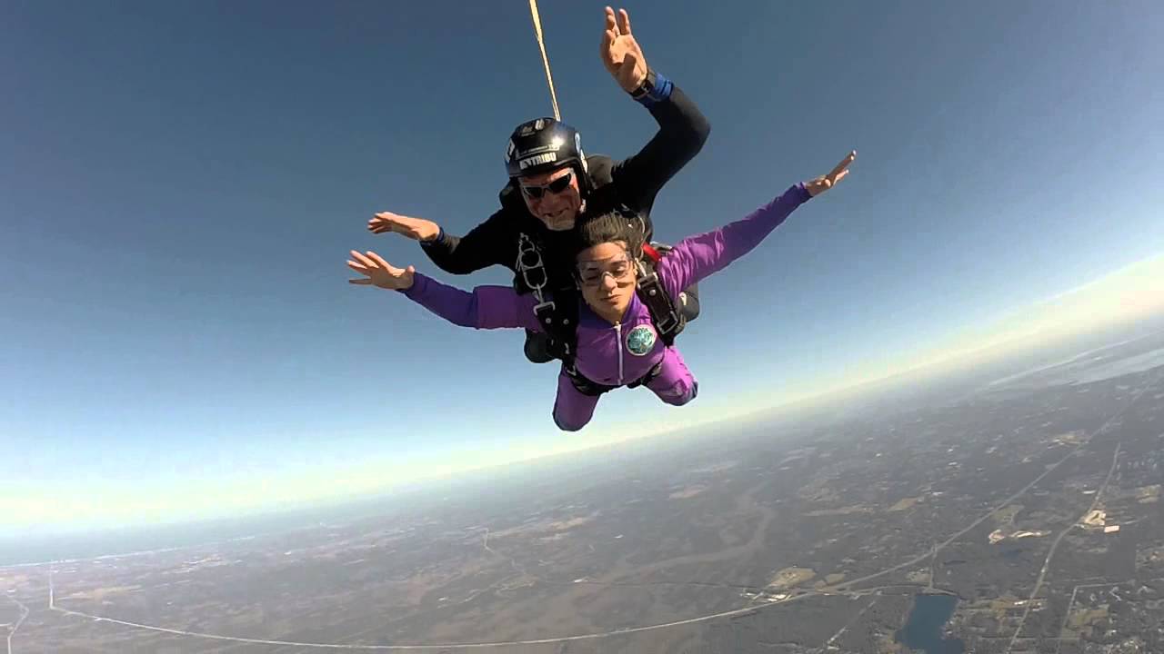 Swoopware: Skydive - Renatta - YouTube