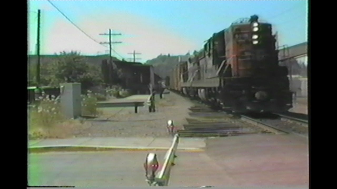 767. SOUTHERN PACIFIC SP 4408 at Hilyard st Eugene Oregon on June 12 ...