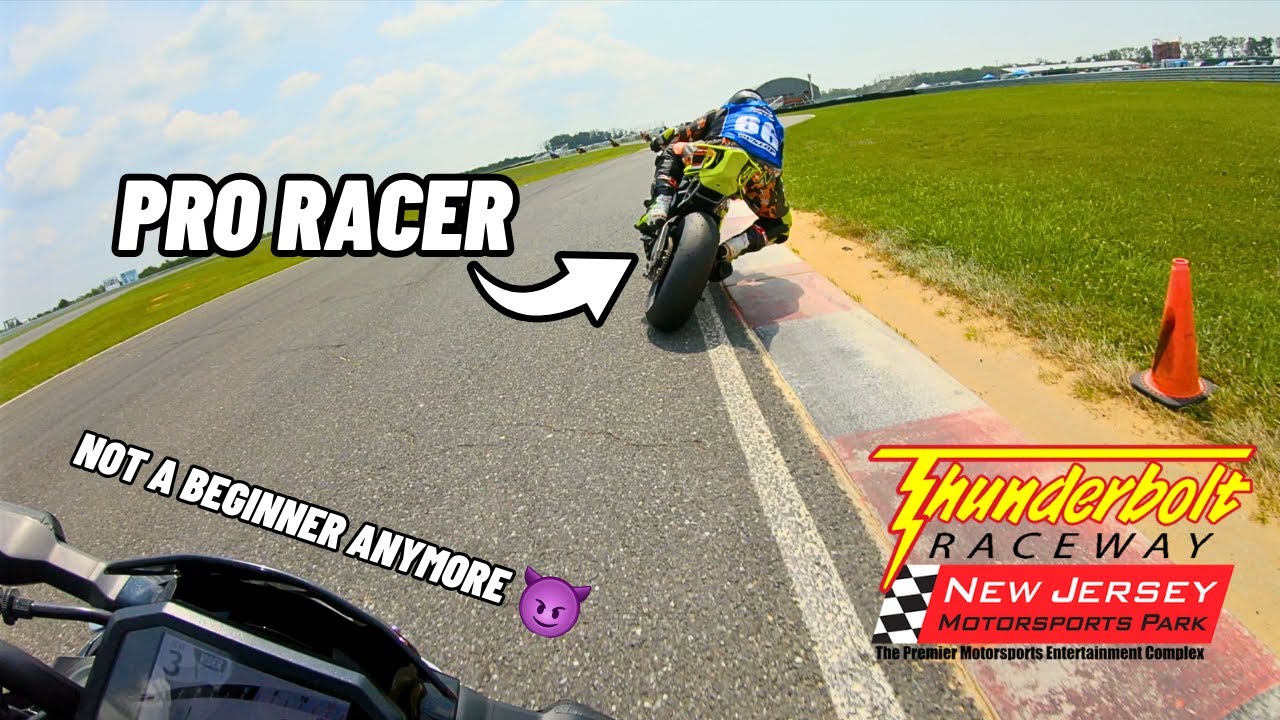 CHASING A PRO RACER! @ NJMP THUNDERBOLT RACEWAY // Z900 & R6 - YouTube