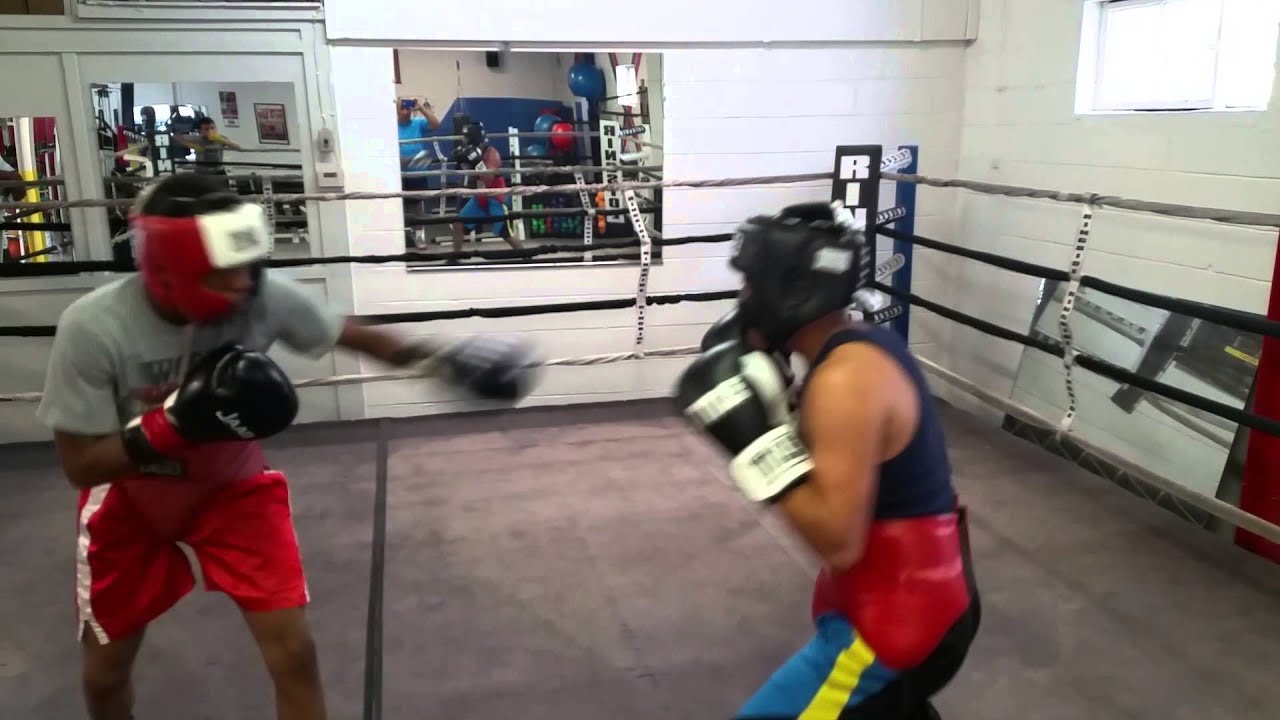 Blue Line Defense Boxing and MMA sparred with Goss & Goss - YouTube