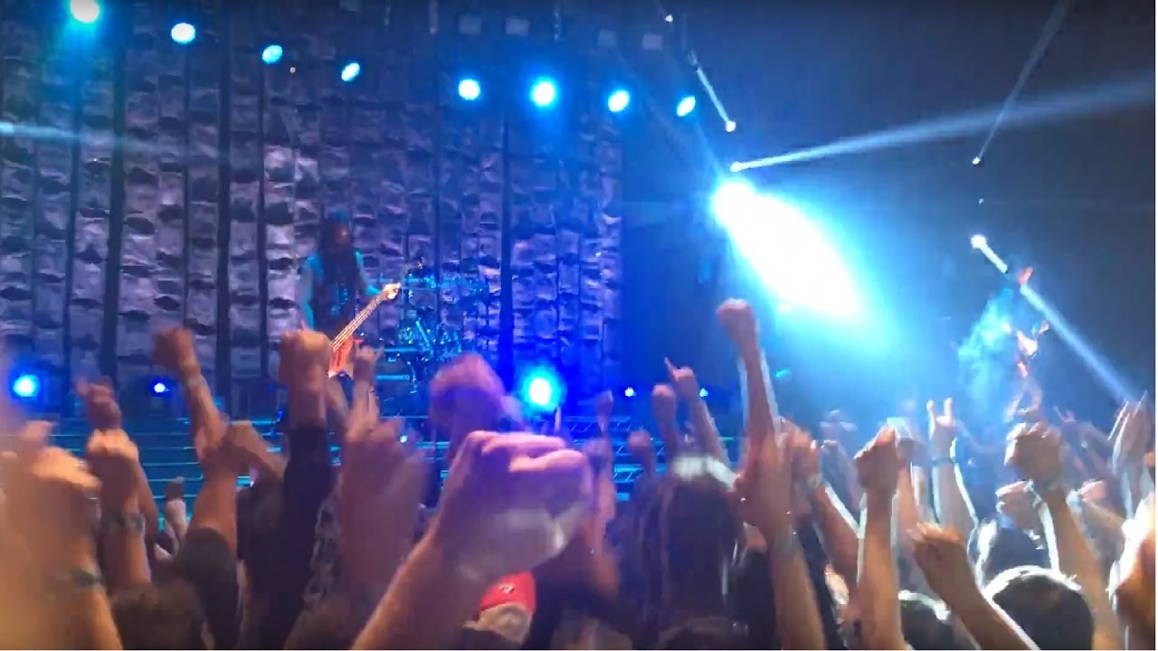 Disturbed - Open your eyes - Live in Melbourne 12/11/2016 - YouTube