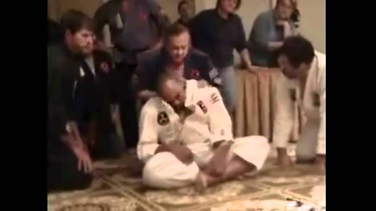 Master Cameron - Dim Mak & No Touch Knock outs - YouTube