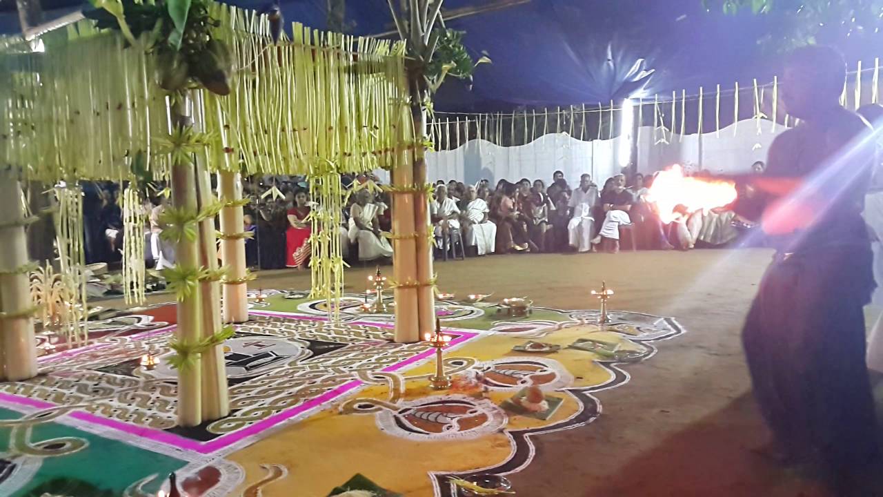 Sarpam thullal - YouTube