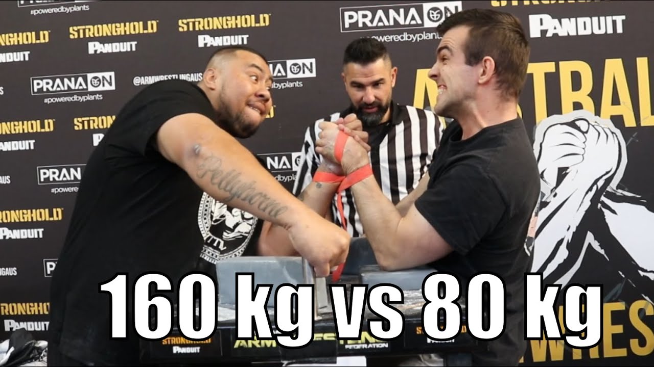 160 kg vs 80 kg Armwrestle - YouTube