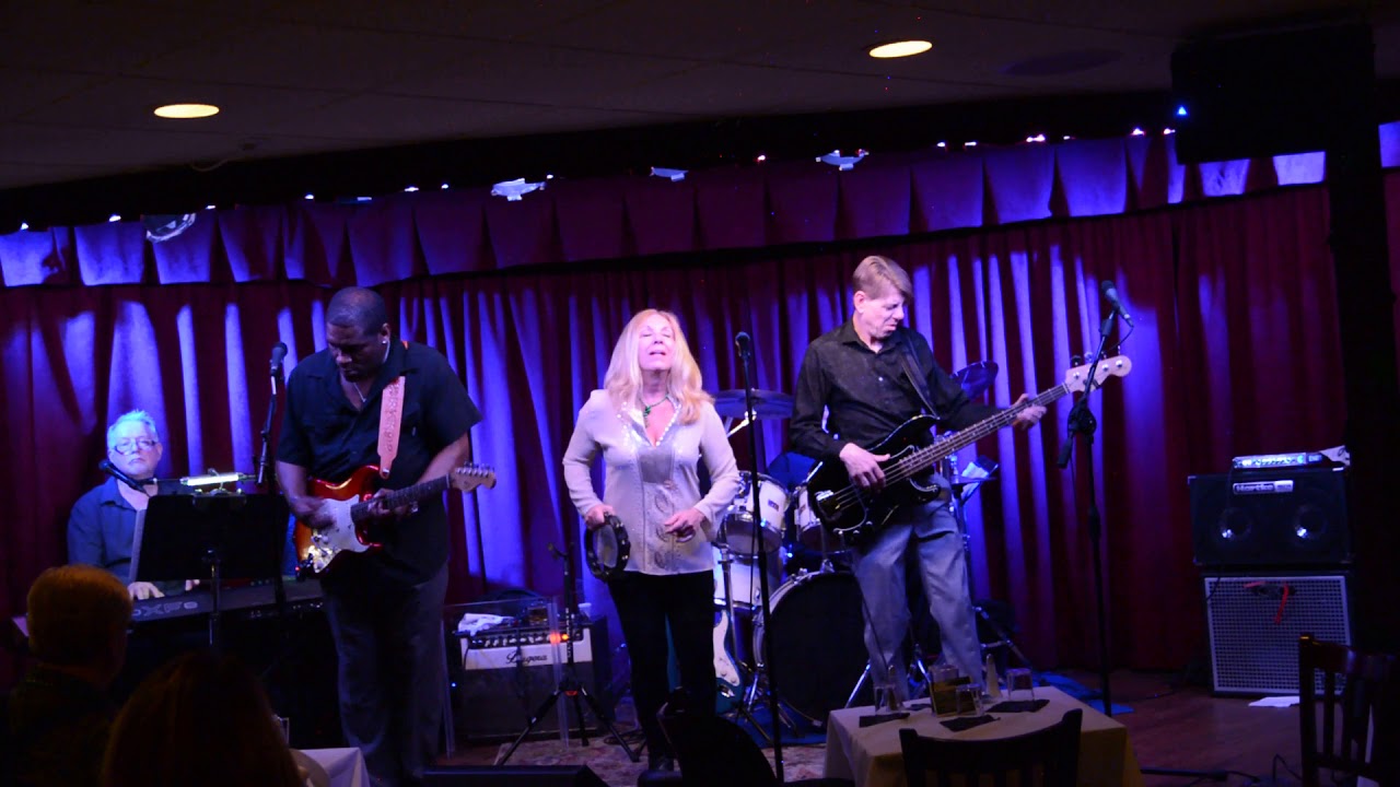 Dee Miller Band / Mama Treats - YouTube