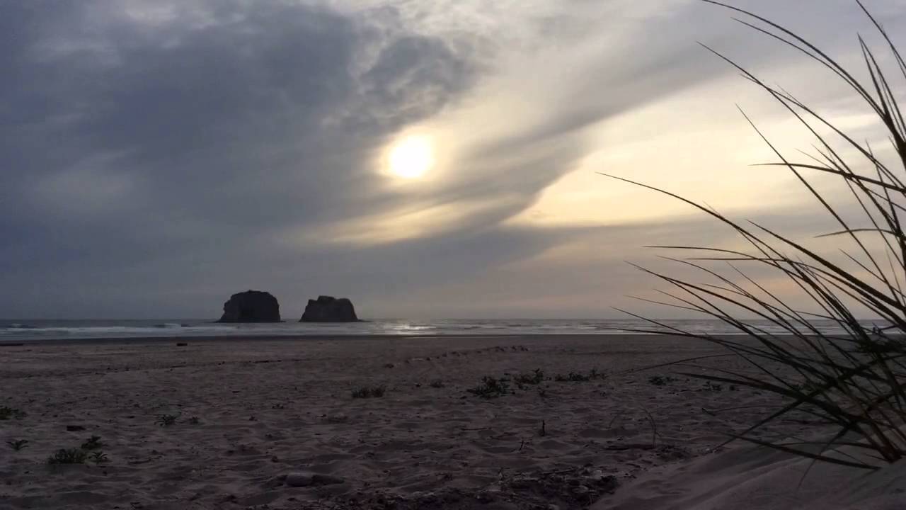 Sunset at Twin Rocks, Rockaway Beach Oregon - YouTube