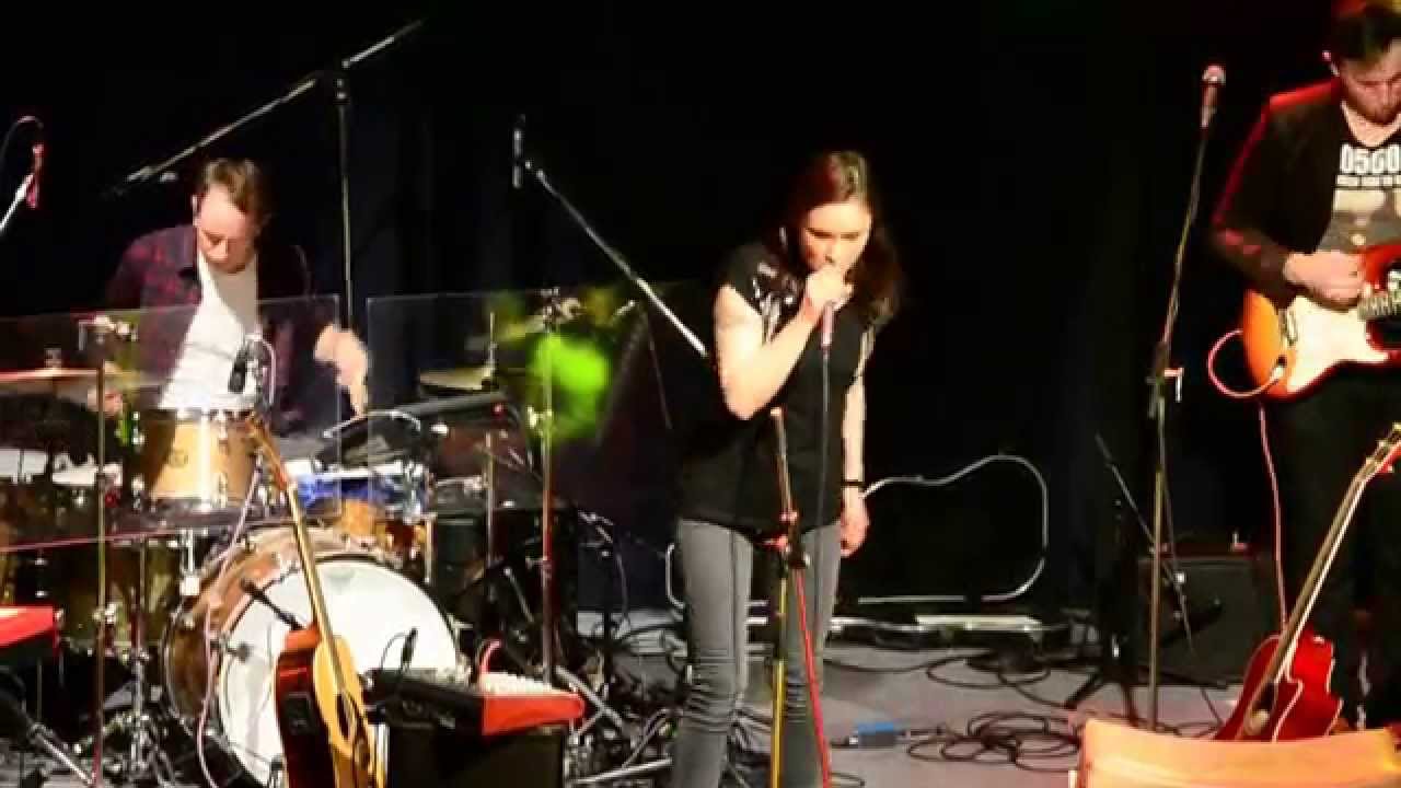 LENKA DUSILOVÁ & Baromantika - Noni Jam - YouTube