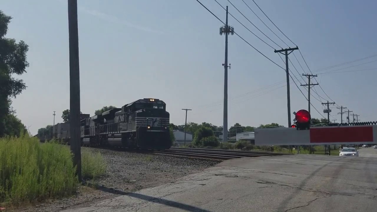 23M at Dunlap, Indiana. - YouTube