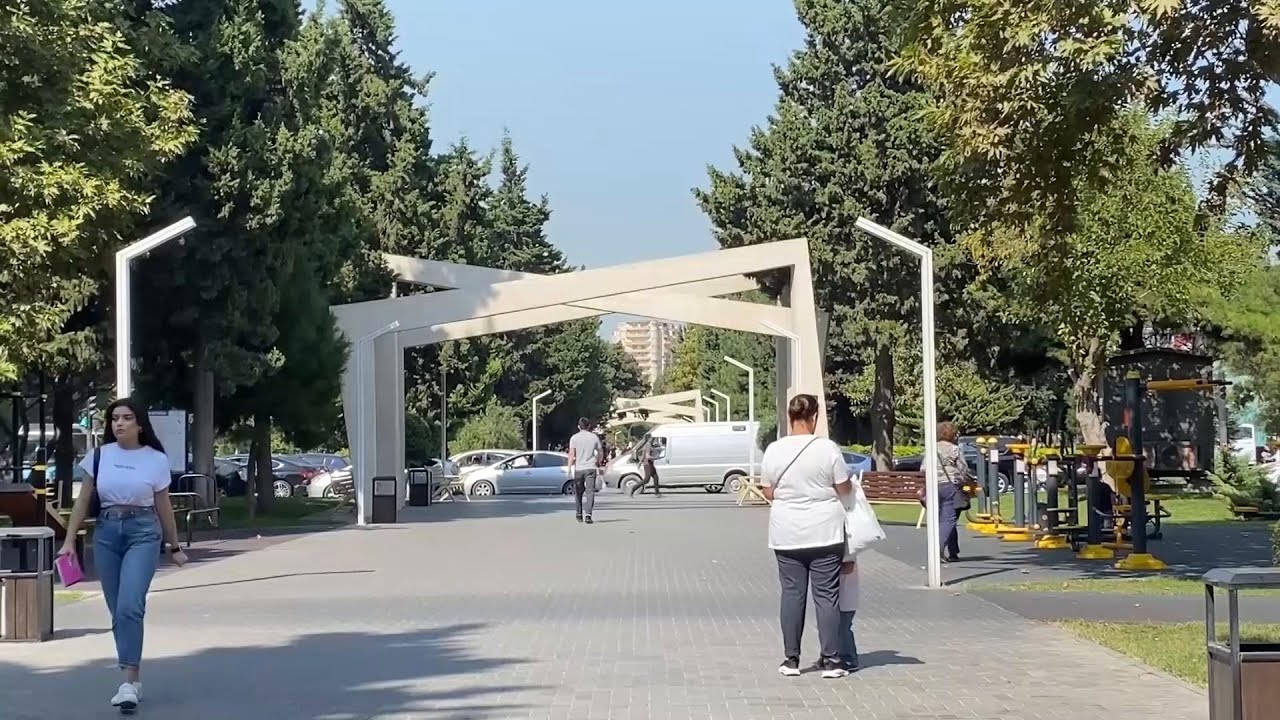 Baku residents offer thoughts on Nagorno-Karabakh - YouTube