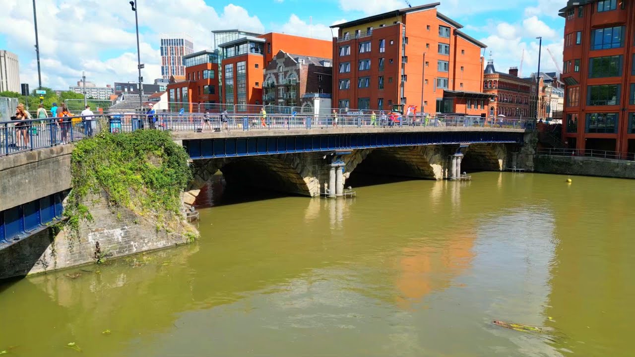 Brief history of Bristol Bridge - YouTube