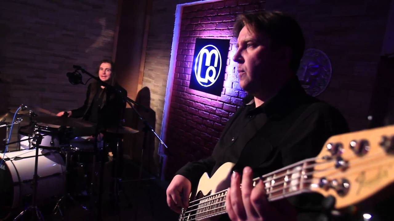 Lady (Modjo live-studio cover by Anderson band) - YouTube