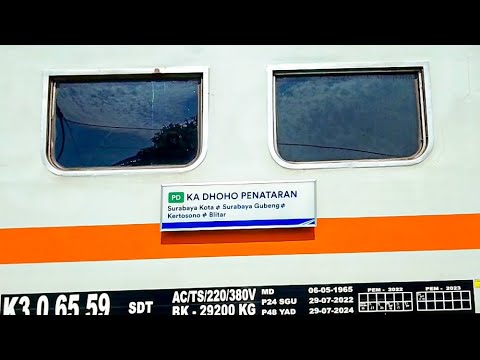 TAMPILAN BARU! Papan nama kereta api sekarang sudah berganti yang baru ...