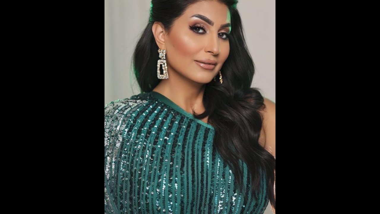 وفاء عامر تفاجئ متابعيها مع فريق عمل حق عرب أنا صباح الجياش يا بنت Youtube