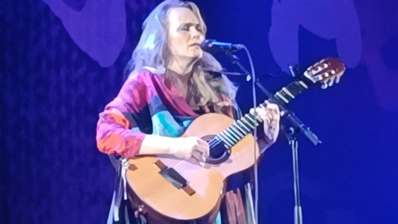 Ane Brun - 'Do You Remember' - Live at Vossa Jazz - Voss idrettshall - April 2nd, 2023, Norway ...