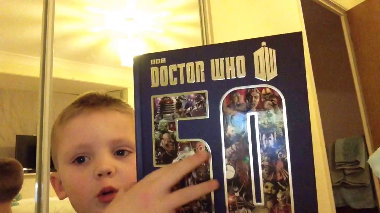DOCTOR WHO ESSENTIAL GUIDE Episode 1 - YouTube