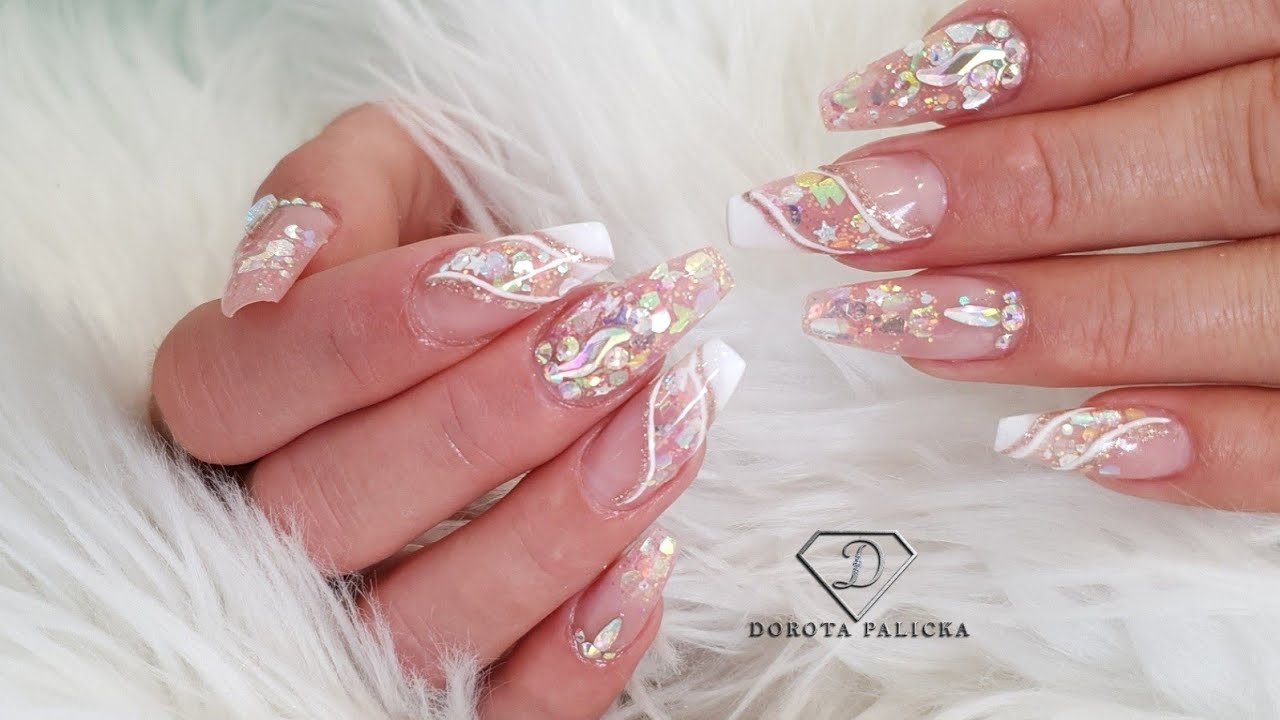 Salon nails in real time. Gel rebalance with glitter encapsulation and ...