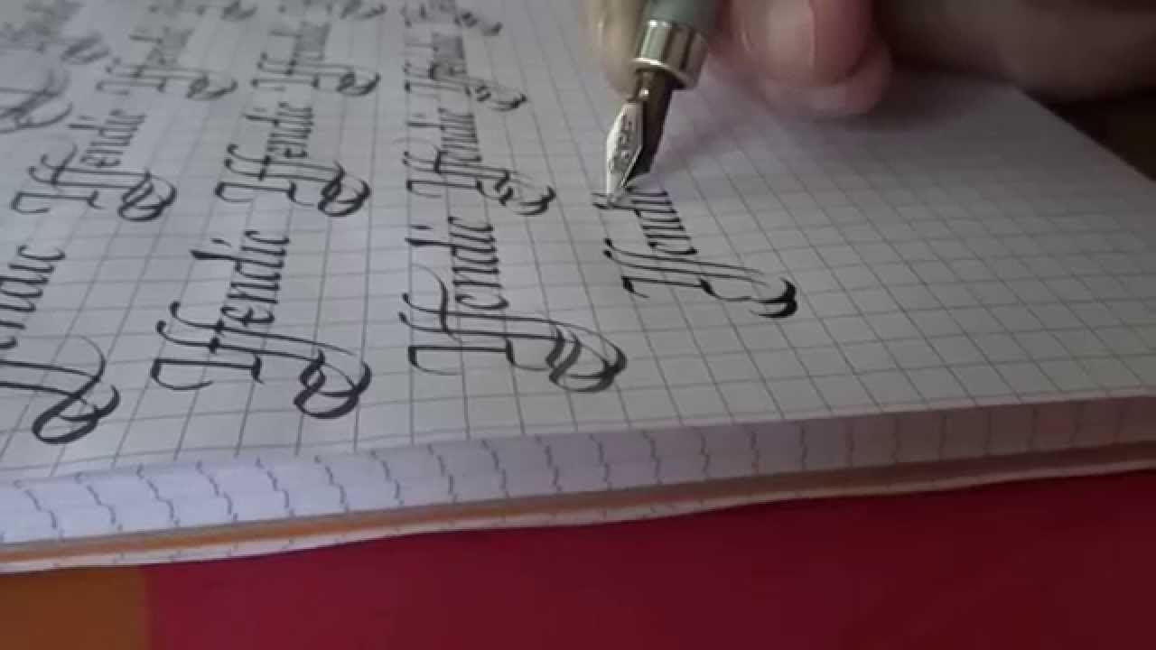 Calligraphie en Caroline, libre et moderne ! - YouTube