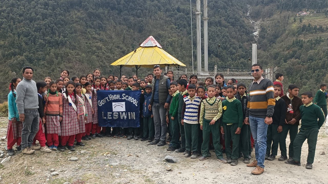 हमारे स्कूल के बच्चों का शैक्षणिक भ्रमण || Excursion tour of GHS Leswin ...