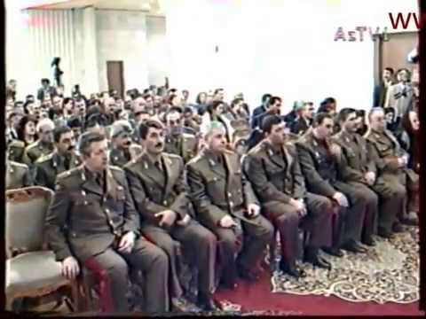 DAHİ İNSAN HEYDƏR ƏLİYEVİN  MİLLİ QƏHRƏMAN AİLƏLƏRİ İLƏ GÖRÜŞÜ 2