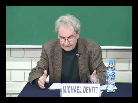 Contextualismo y gramáticas fuera de la mente, conferencia de Michael Devitt - YouTube