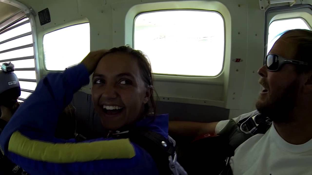 Kayla Schmidt Tandem Skydiving at Skydive Elsinore - YouTube