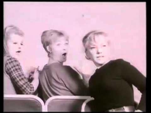 Hamlet Cigars 'Laundrette' TV advert - YouTube