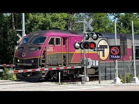 New Railroad Crossing Signals on the MBTA’s Commuter Rail’s New Fall ...