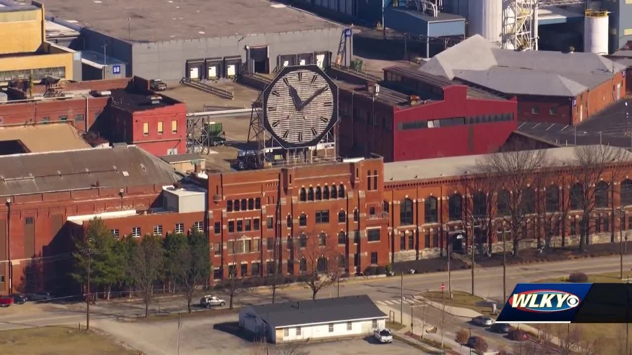 Ask Caray: What's the history of the Colgate Clock and why is it up and running again? - YouTube