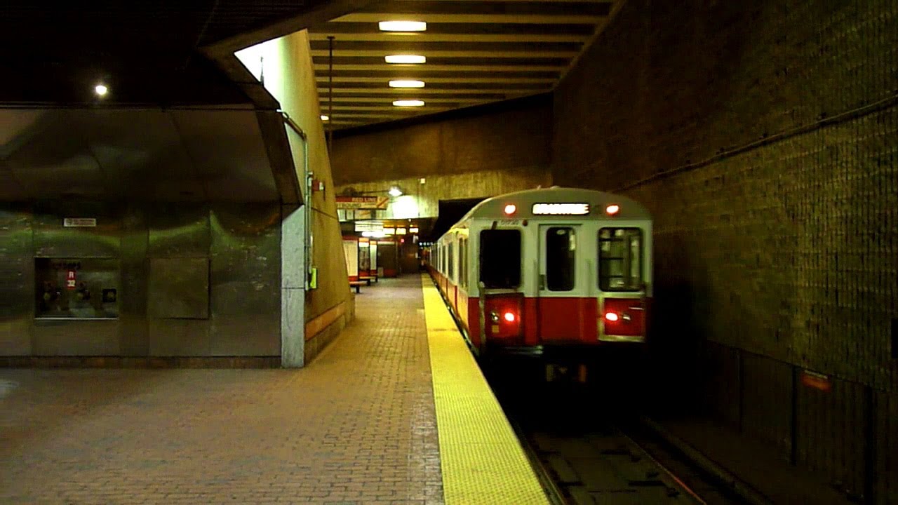 MBTA Red Line trains at Davis Square - YouTube