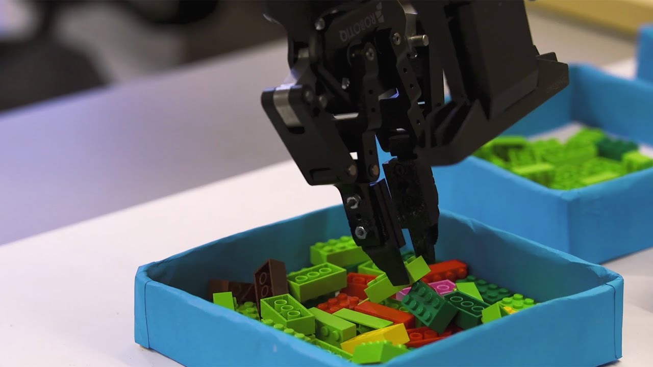 What can robots learn from playing with Lego? - YouTube