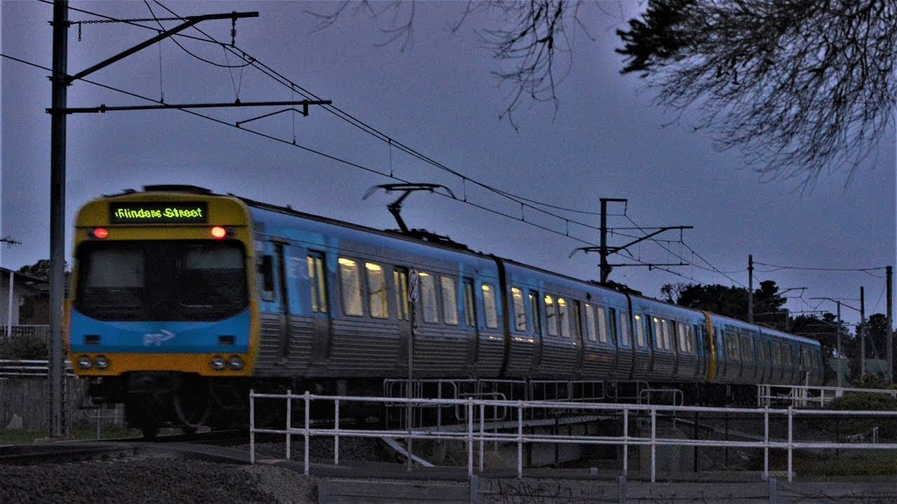 Metro Trains at Seaholme - YouTube