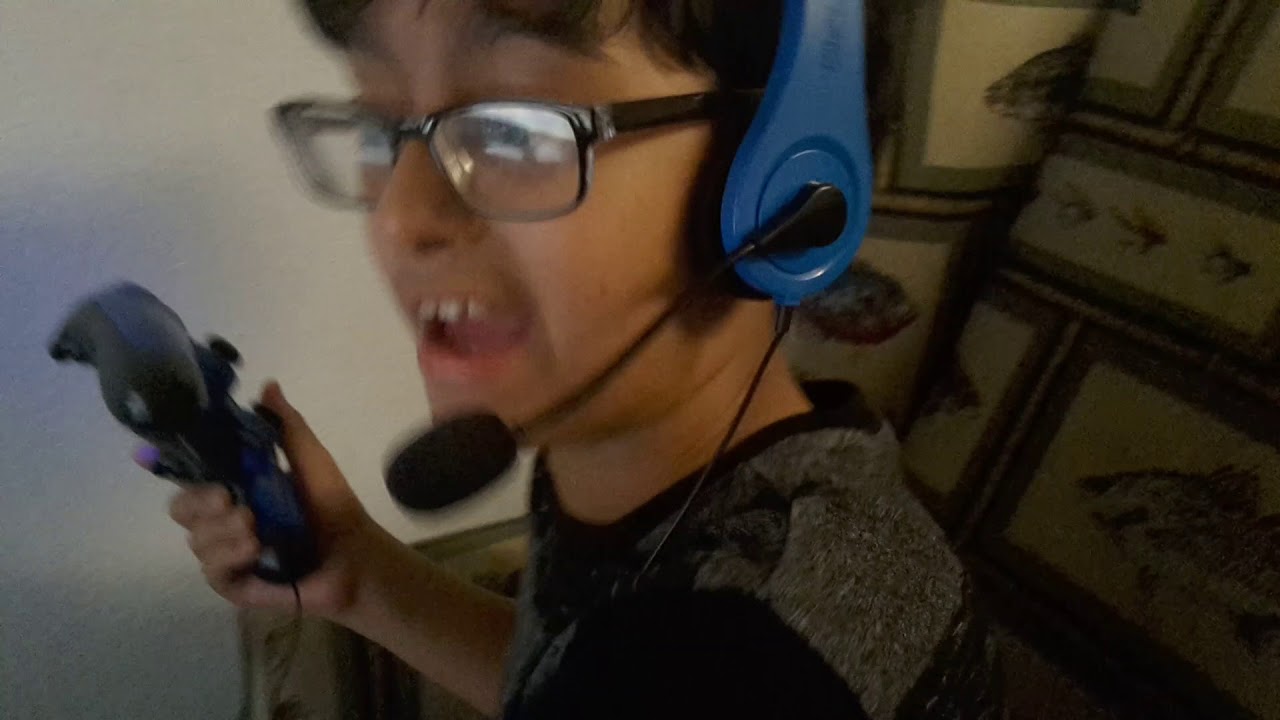 KID RAGES OVER PS4 FORTNITE!!!! - YouTube