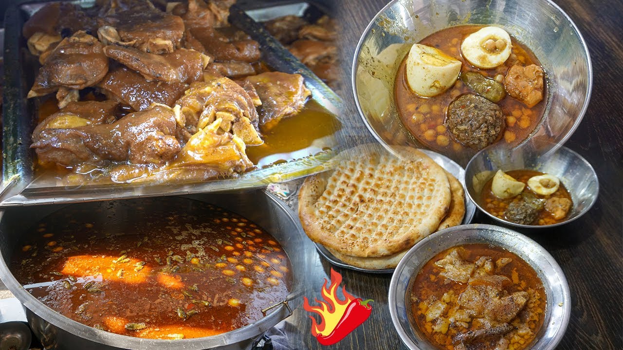 Best And Famous Chanay And Bong Paye In Sialkot | Zam Zam Murgh Chanay ...