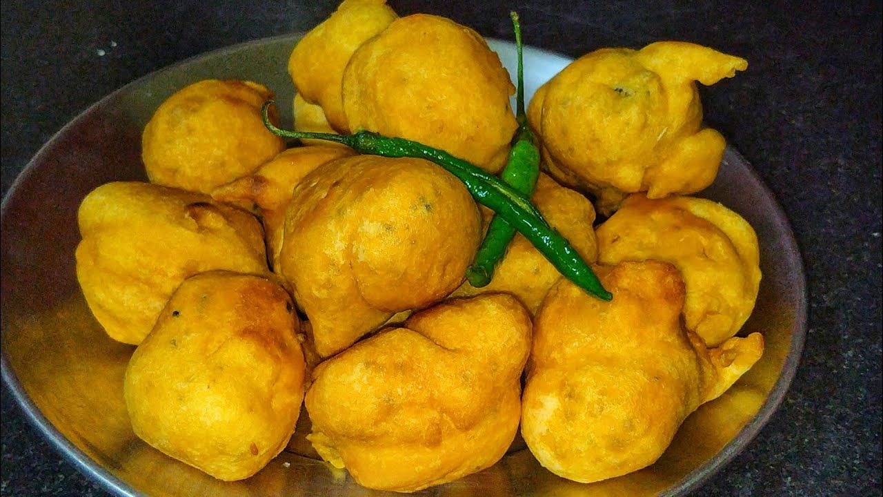 Kolkata Famous Street Food Phulauri Recipe || फूलौड़ी/फूलूड़ी रेसिपी ...