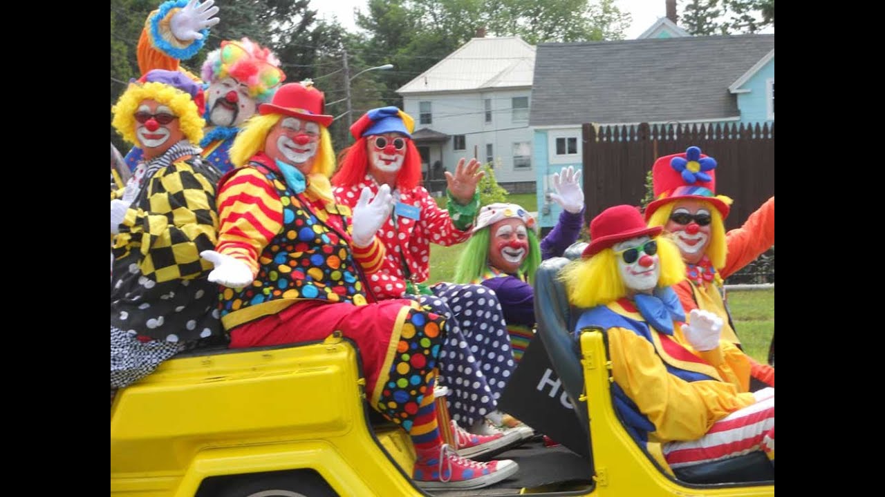 In the Norwalk CT Clown car with Christopher Wray. Harry/Maloney and ...