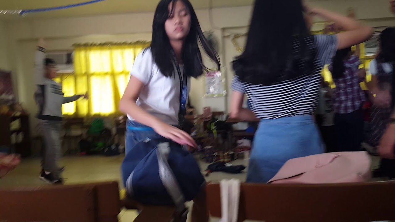 Christmas party getting ready for pahabaan game!!! - YouTube