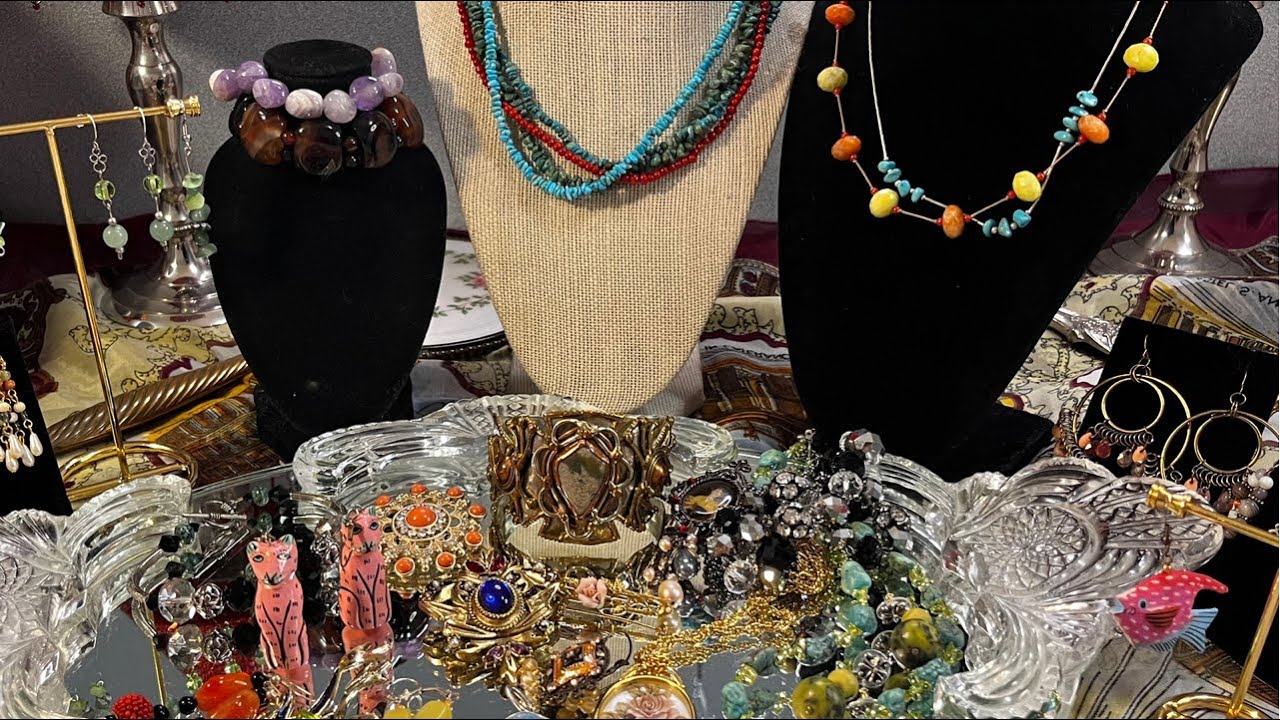 Vintage, Unique, & Beautiful Jewelry - YouTube