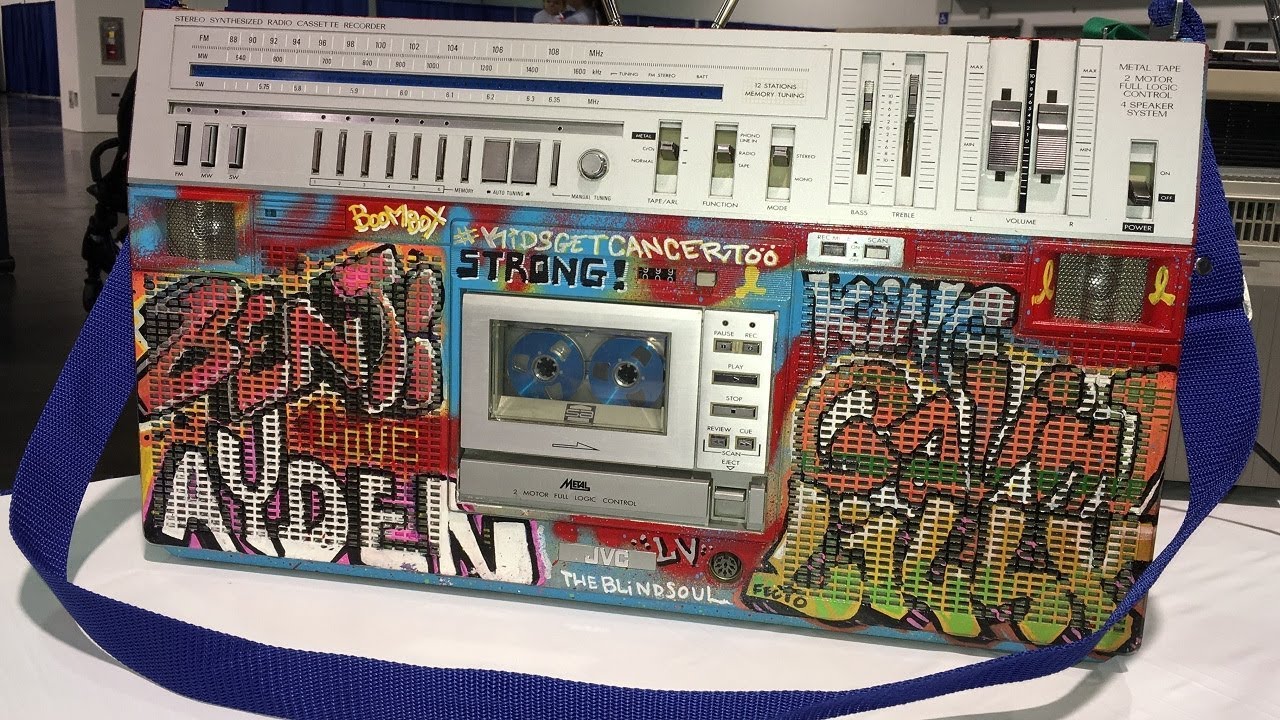 Custom graffiti painted JVC RC-M80 vintage boombox - YouTube
