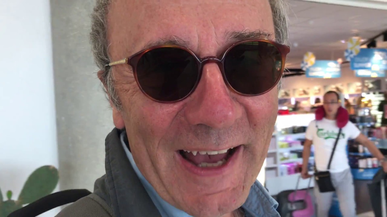 FACE CAMÉRA - Bugs Bunny - YouTube