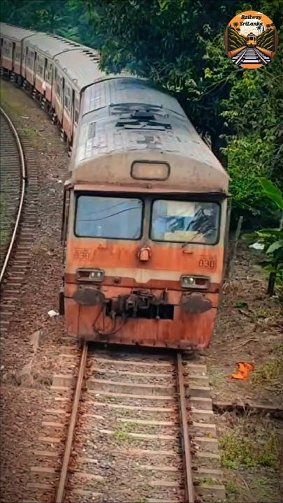 Class S8 DMU... #youtubeshorts #srilankatrain #ytshorts #yts #viralvideo #train - YouTube