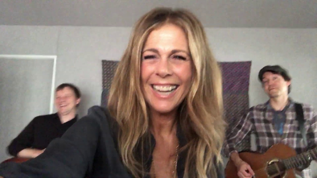 Rita Wilson - Oh, No, You Didn't [Jam] - YouTube